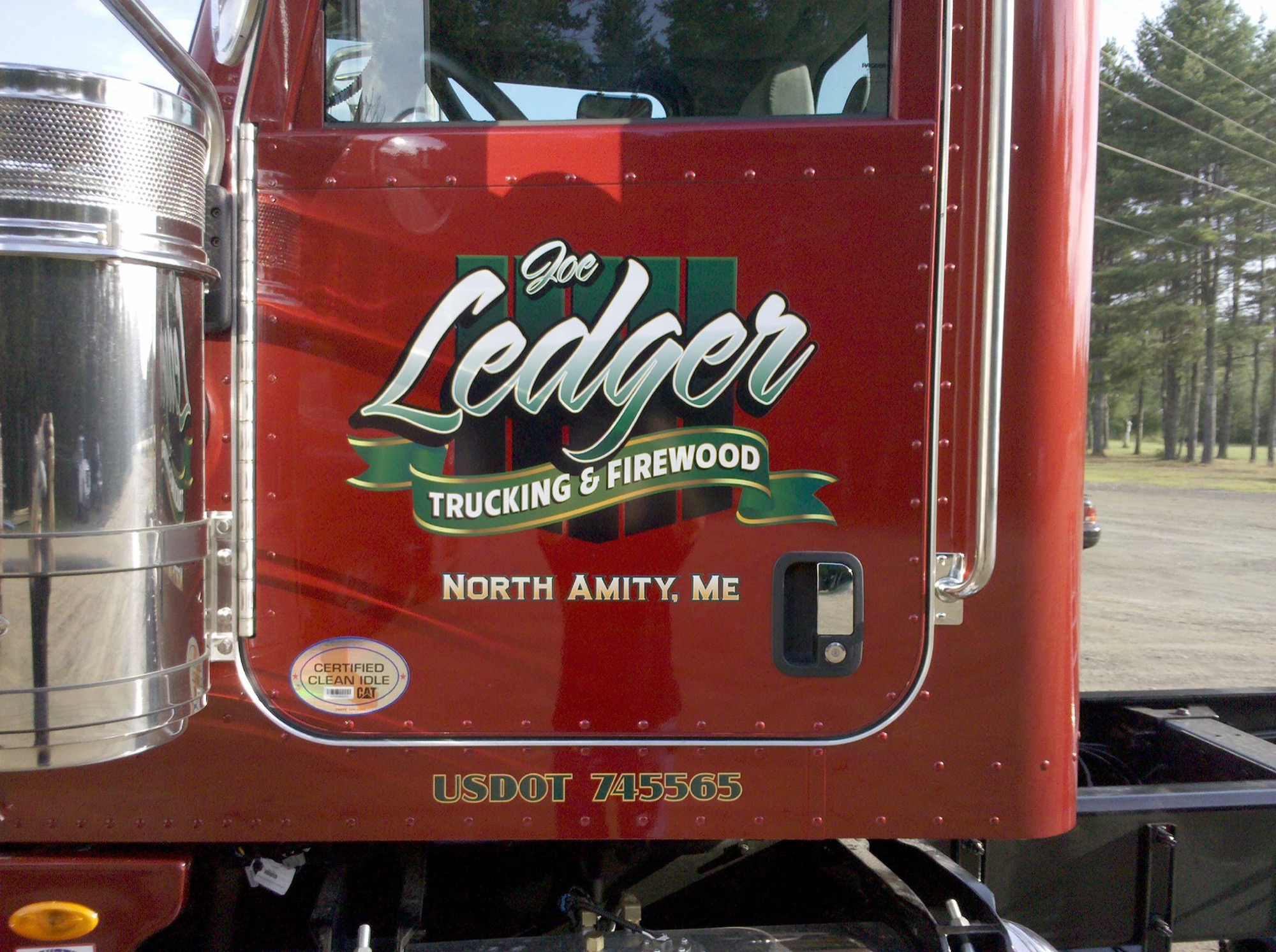 Vehicle Graphics - Graphix Signs & Designs